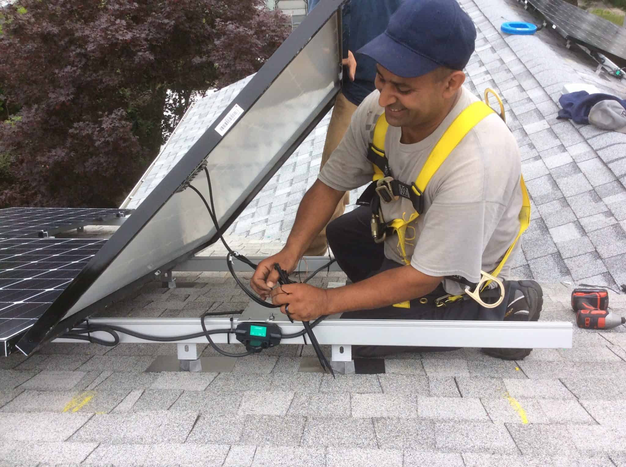 Solar Panel Maintenance: Maintain & Repair Your Investment | Battle ...