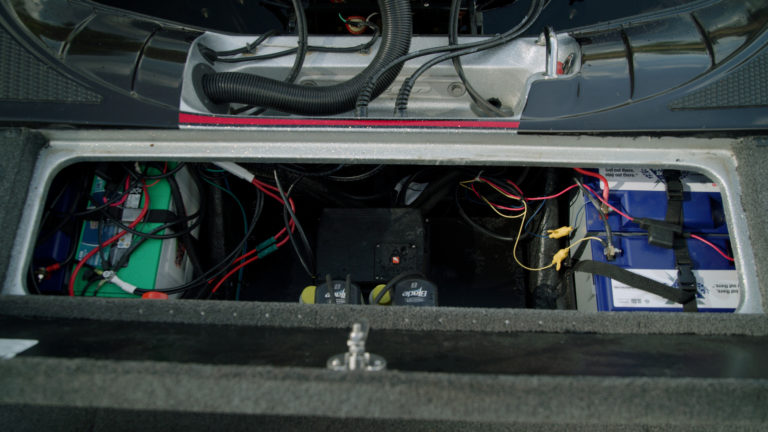 How Do Boats Have Electricity? Marine Electrical Systems Basics ...