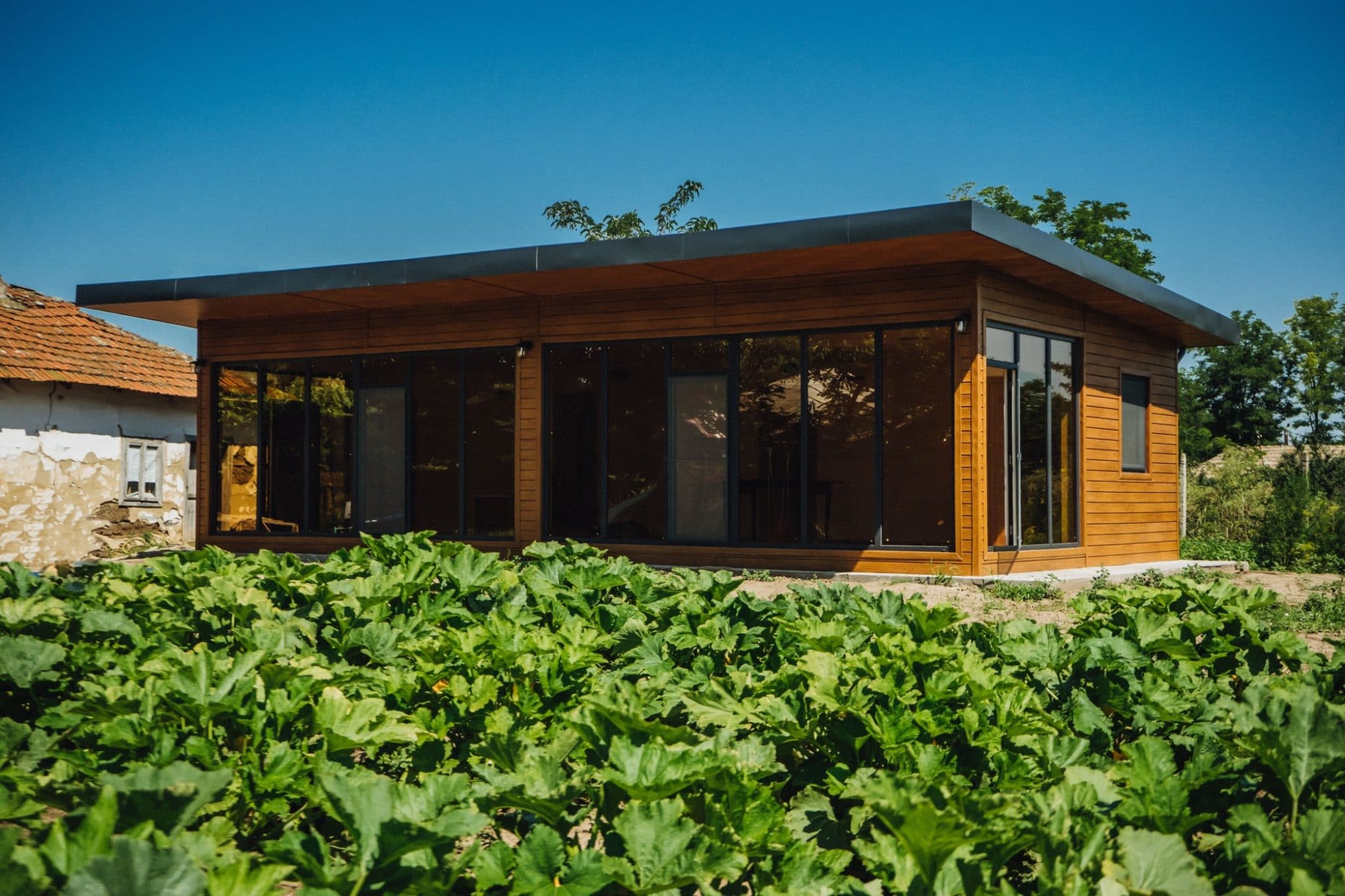 How to Build an Off-Grid Container Home: An Overview | Battle Born ...